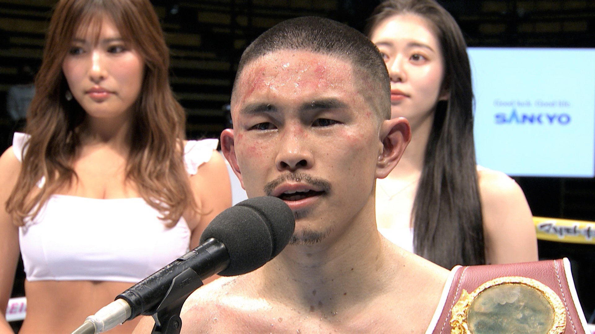 井岡一翔、激戦の末判定でドロー！WBO王座6度目防衛も初の“2階級2団体統一”逃す「期待に応えられず申し訳ないです」 | TBS NEWS DIG